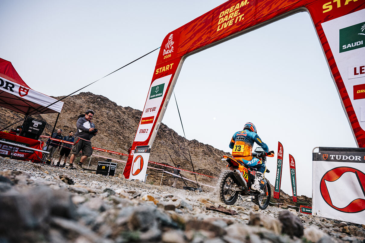 Dakar 2026 Etappe 2: Red Bull KTM Sanders P1, Kini Canet P2 | Motorradreporter